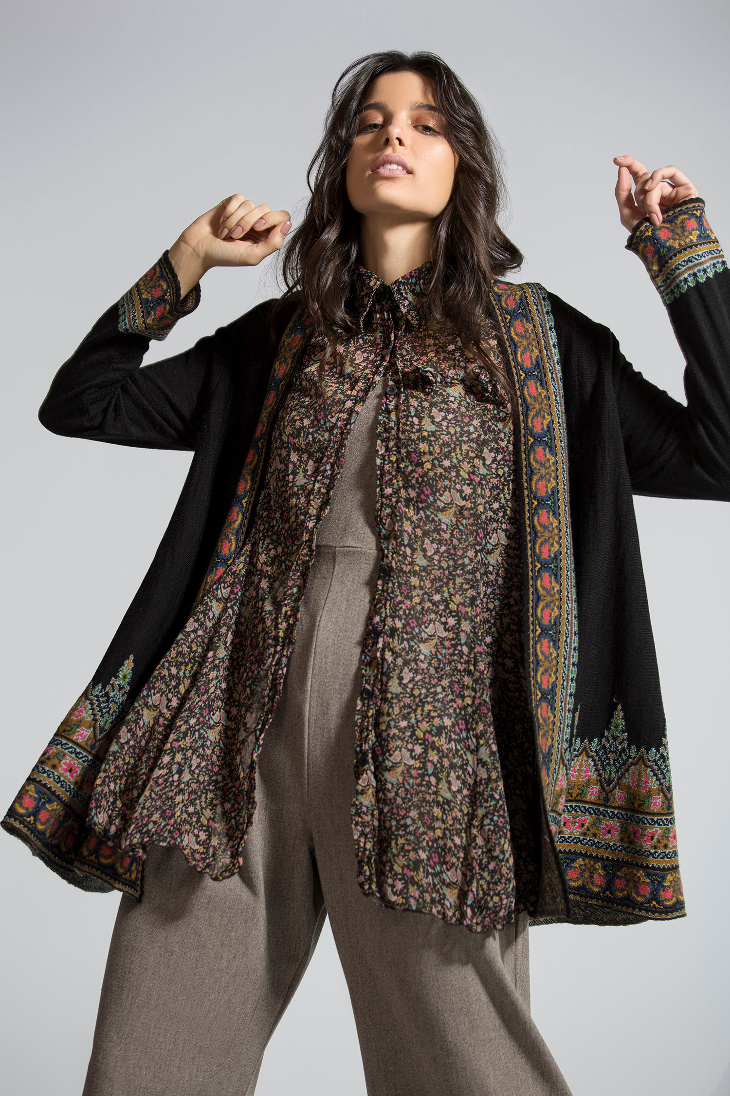 Rage Online – Look Book, Branded Women Clothing