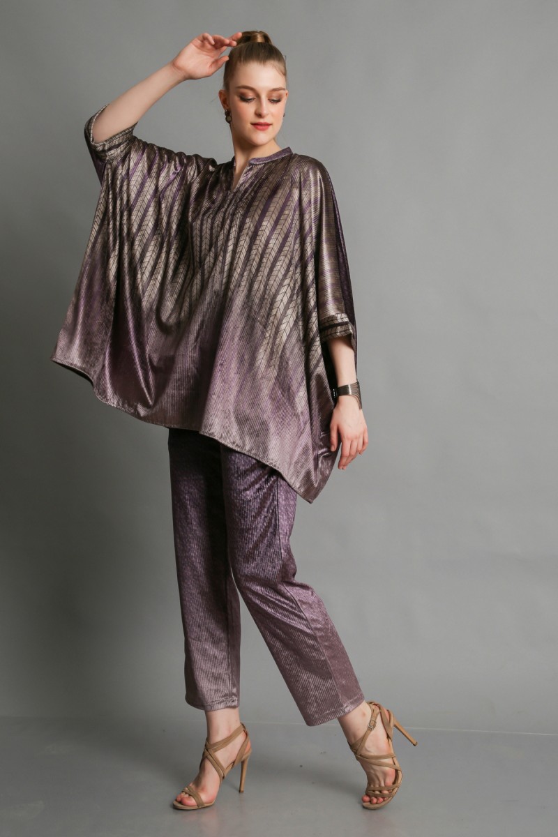 Women Ponchos, Capes & Kaftans Online - Buy Branded and Designer Poncho ...